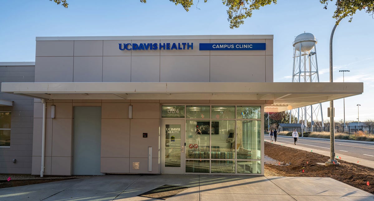 IN BRIEF: Clinic, Parking, Silo Food, Bumblebees | UC Davis