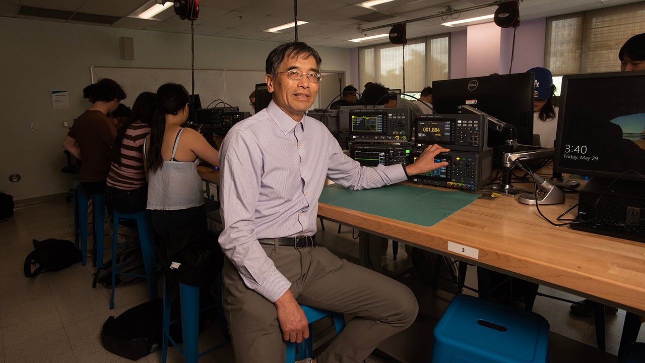 Celebrated Faculty To Speak at Undergraduate Commencements | UC Davis