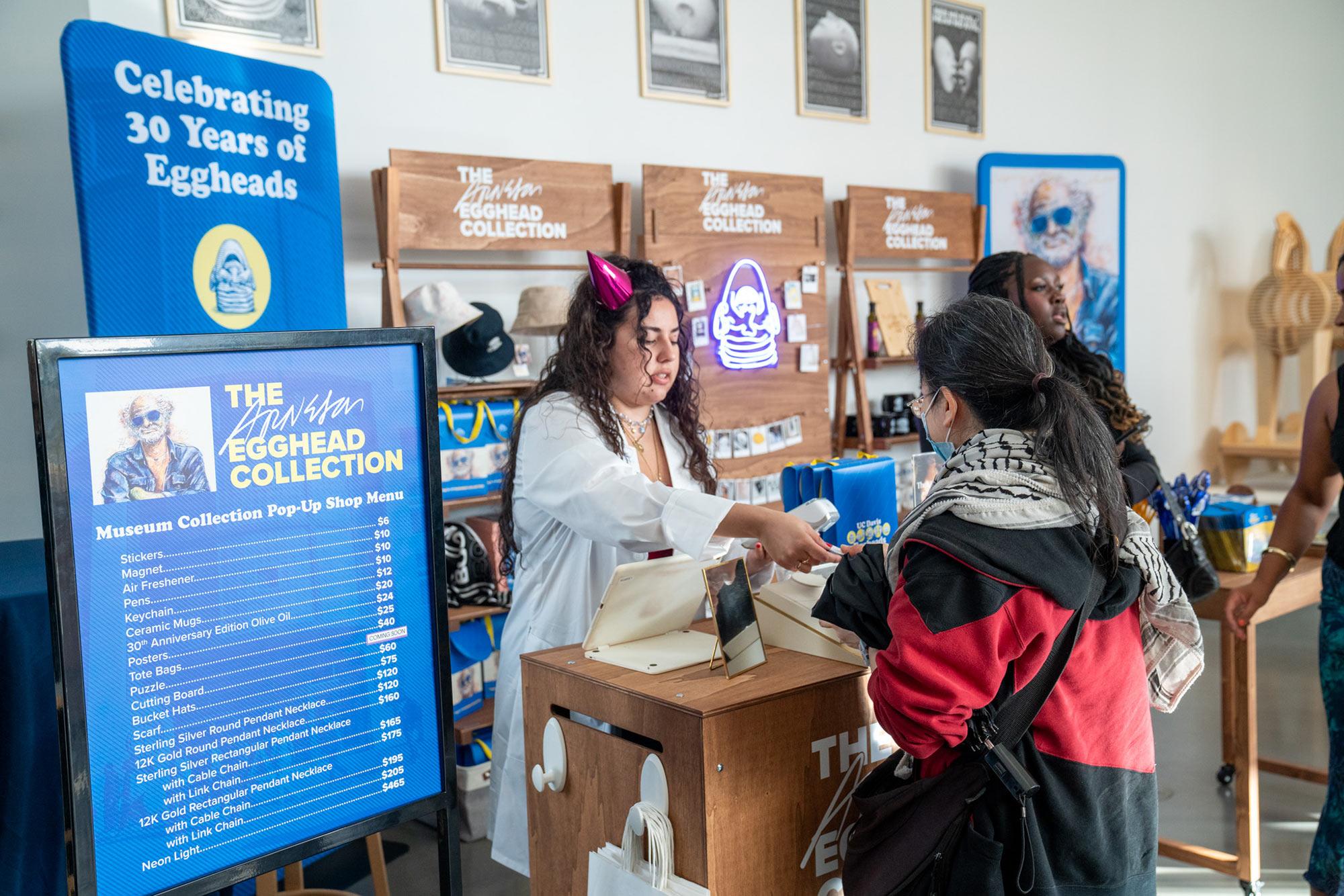 UC Davis - Egghead Photo Gallery