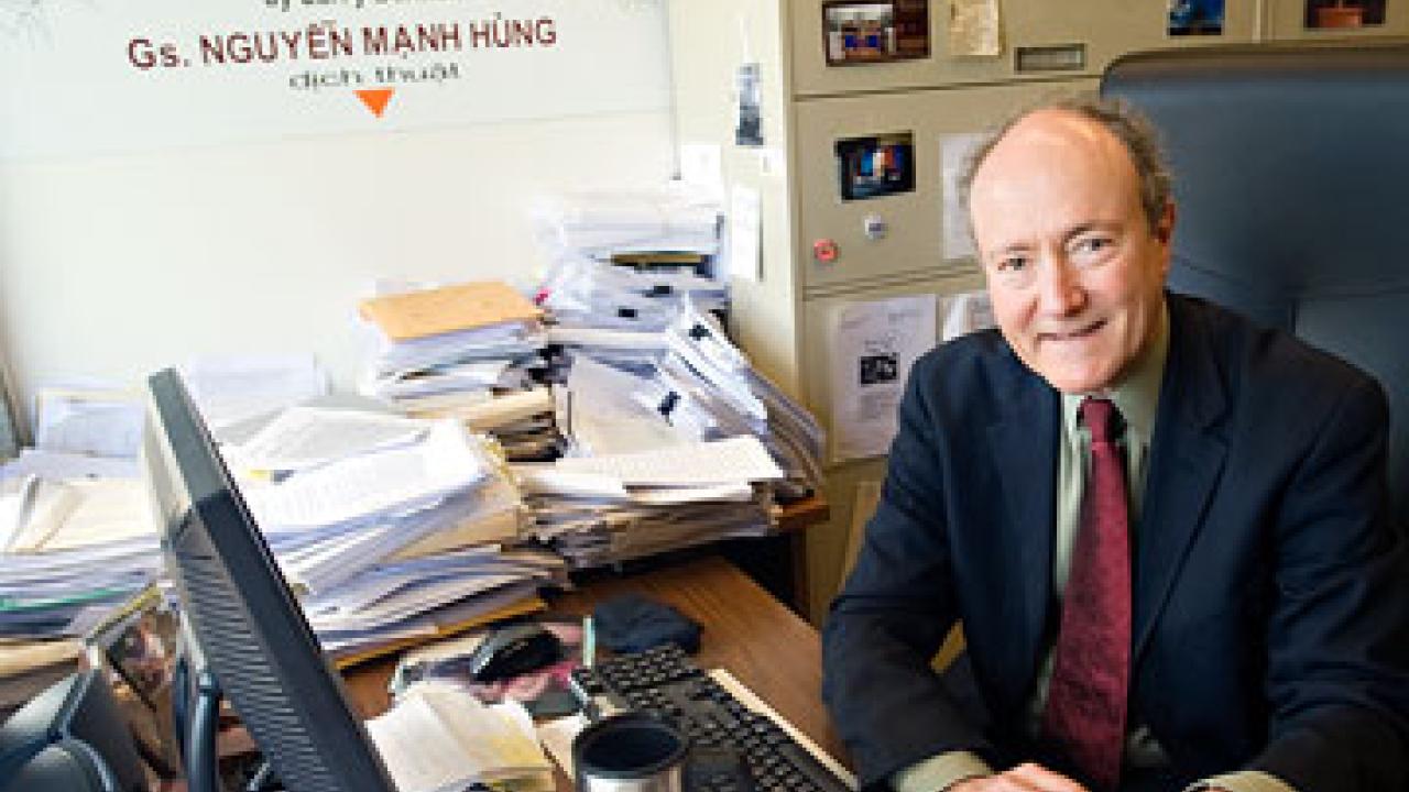 UC Davis political scientist Larry Berman receives faculty research ...