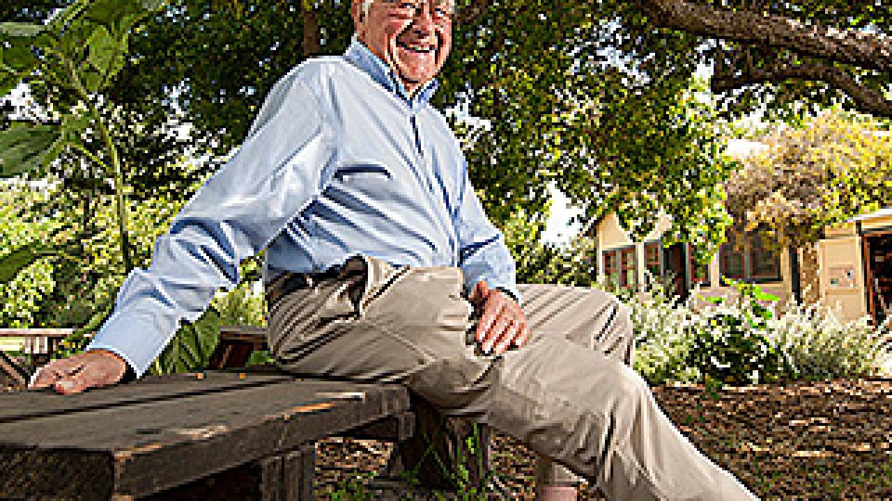 Charles Hess named recipient of 2014 UC Davis Medal | UC Davis